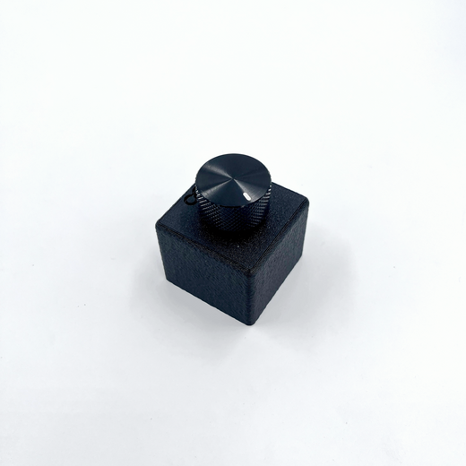 Extra switches for Fractal Audio – Otter Custom Design